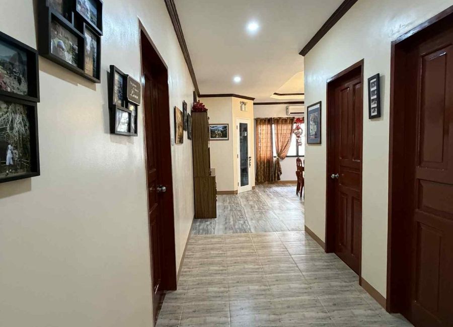 House and Lot With Swimming Pool