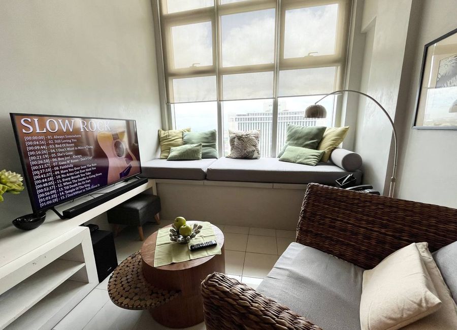 1 Bedroom Loft ETON Emerald Lofts Ortigas Center Pasig