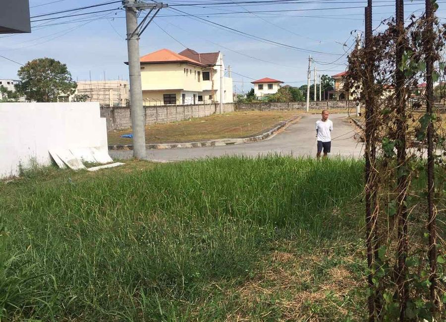 SACRIFICE SALE 2.97M LOT Grand Antel Village Broadmore, General Trias nr Gate