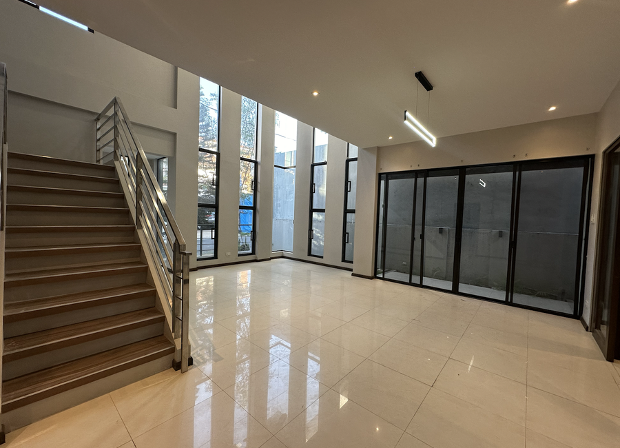 For Sale: Mahogany Place One 4BR House & Lot Acacia Estates (Direct ...
