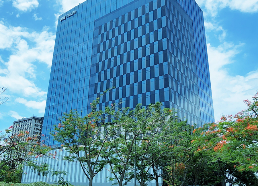 One Trium Tower Commercial Units for Sale in Alabang, Muntinlupa City