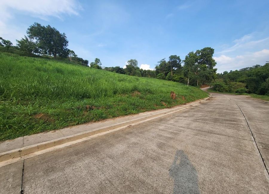LOTS AT SUN VALLEY ESTATES ANTIPOLO WITH VIEW , GOLF & RECREATION CLASS AAA