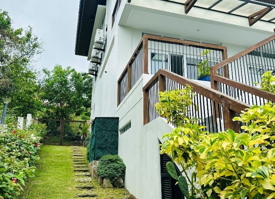 LUXURY VACATION HOME WITH OCEAN VIEW AT KAWAYAN COVE