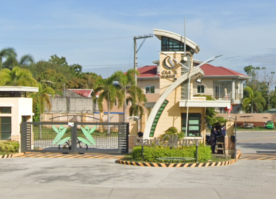FOR SALE: Residential Lot in CLARK MANOR, Mabalacat City, Pampanga