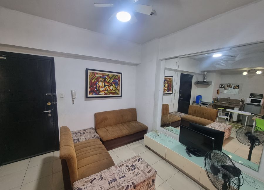 Suntrust 2 bedroom fully furnished condo near BSP, Roxas Blvd, Manila ...