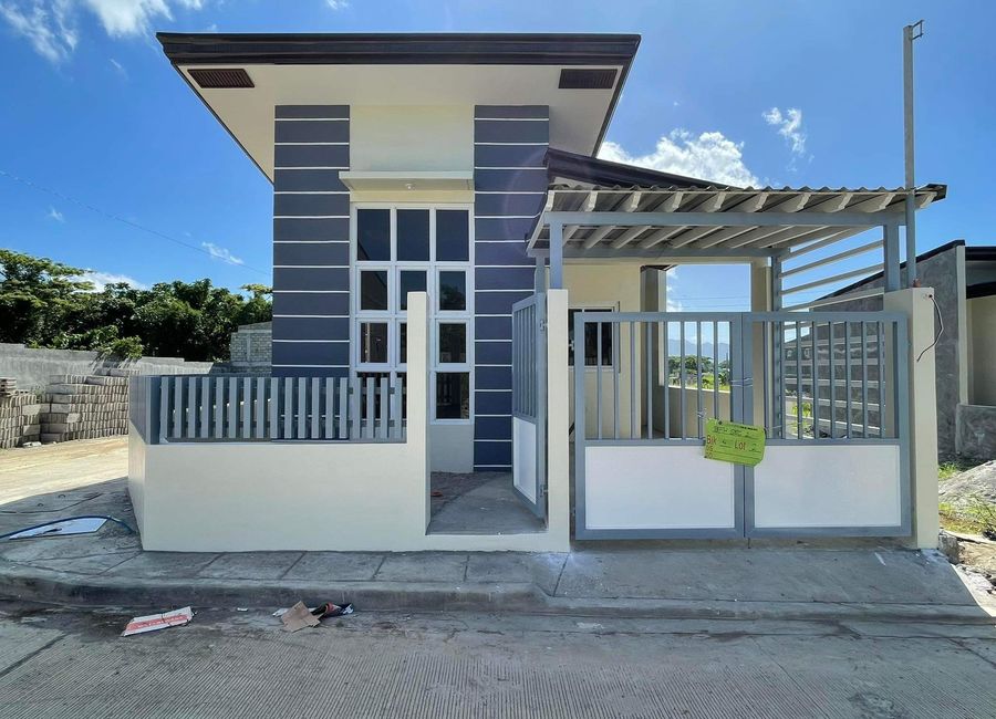 3BR Duplex in Monte Claro Homes III-P.Laygo St.Sabang Lipa City,Batangas