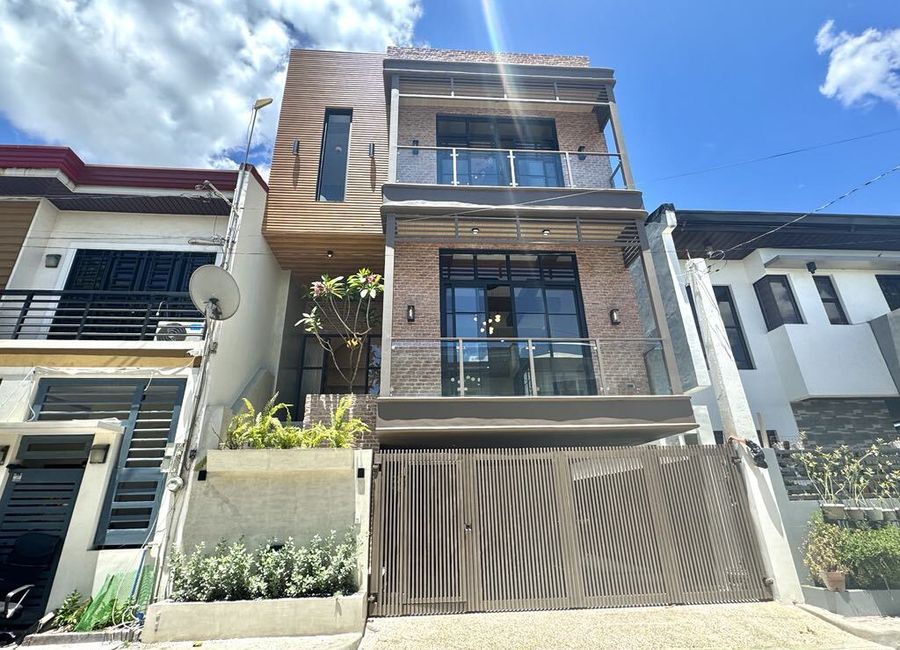 Brandnew Elegant House and Lot with Swimming Pool for Sale in Greenwoods, Pasig