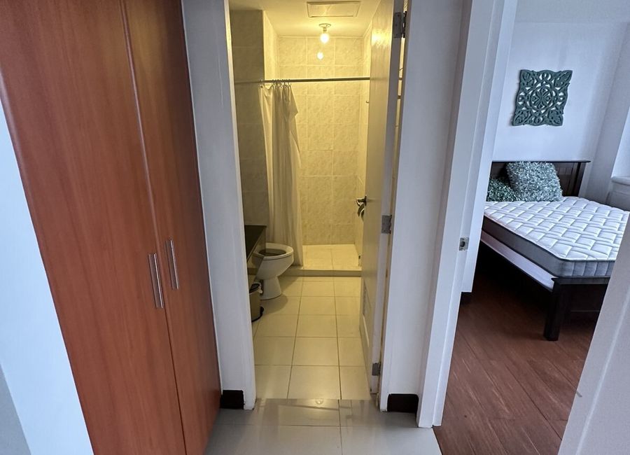 Bellagio 3 condo for sale 1 bedroom Facing Golf Course BGC Condo for sale