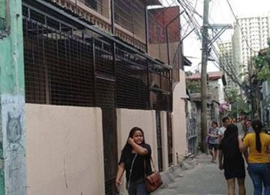 Apartment Building For Rent at Pasay City