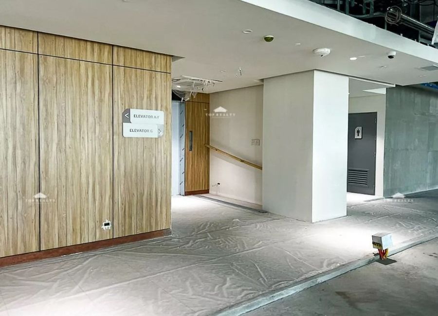 630 SQM Warm Shell Office Space for Rent in Batangas