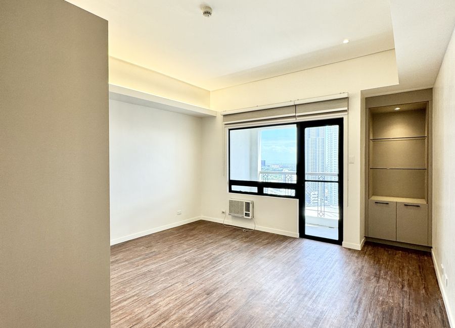 Newly Renovated 2 Bedroom unit in BSA Tower across Greenbelt Mall ...