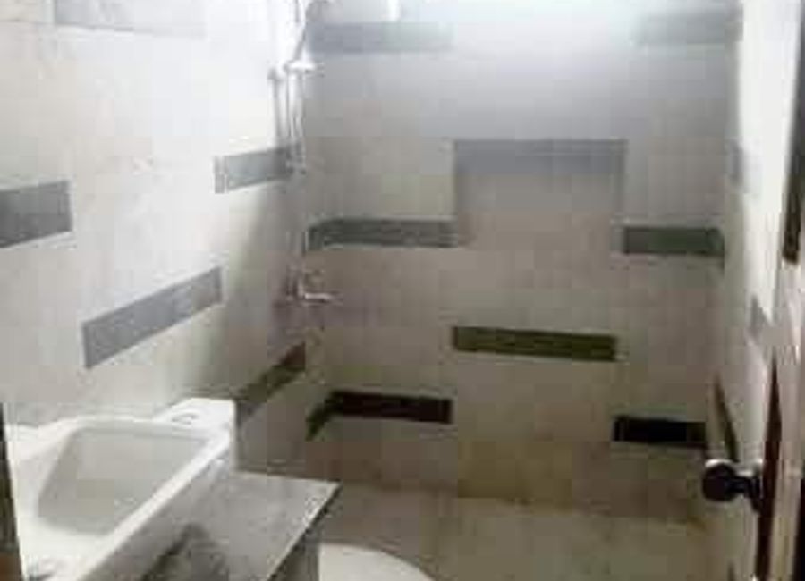 PN54207 Townhouse For Rent DEL MONTE QC!