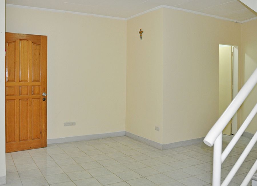 Property # 2092 Apartment for Rent in Gemsville Subdivision Lahug Cebu City