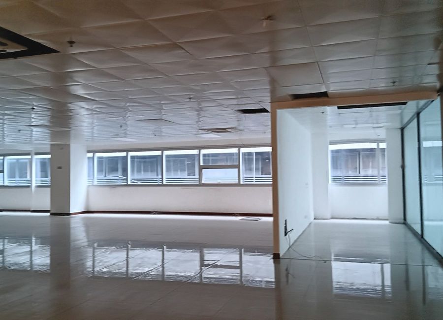 For Lease ! Office Space in Eastfield Center 378 sqm, Pasay City