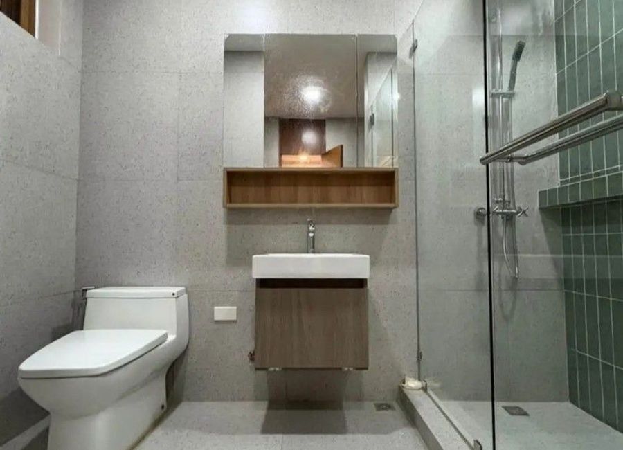300 sqm 3BR Townhouse for Rent at San Juan, Payatas A, Quezon City