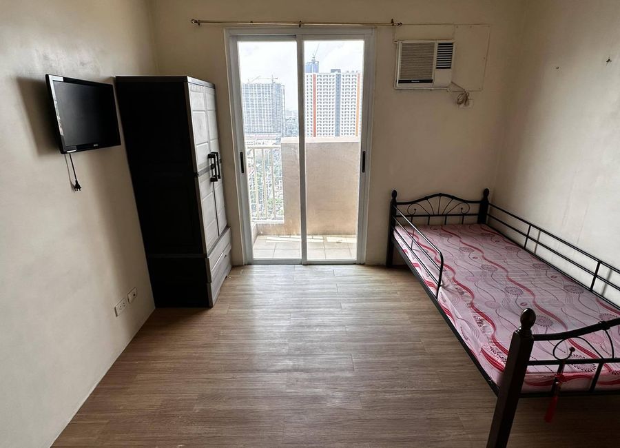 Studio Unit at Laureano Di Trevi Tower 3 Makati City