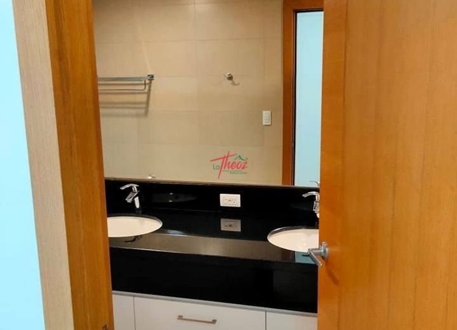 3 BEDROOMS AT POINT TOWER PARK TERRACES FOR LEASE