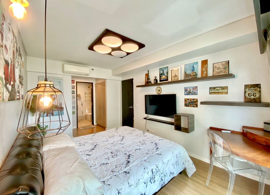 3BR Corner Unit Condo for Sale in BGC Two Serendra Sequioa Tower