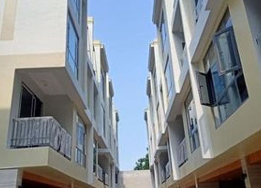 5BR Brand-new Townhouse for Sale in Sunny place Residences, Paranaque City