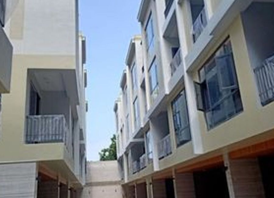 5BR Brand-new Townhouse for Sale in Sunny place Residences, Paranaque City