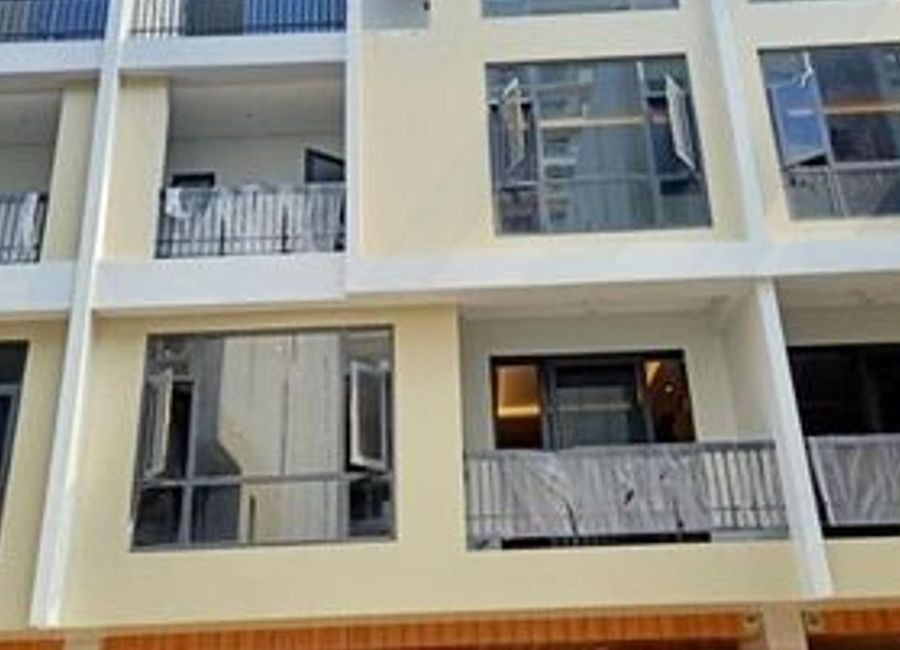 5BR Brand-new Townhouse for Sale in Sunny place Residences, Paranaque City
