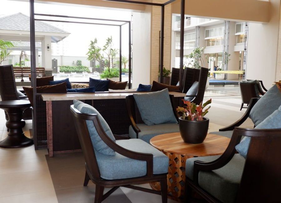 Lumiere Residences 1 Bedroom Condo near Capitol Commons, SM Aura ...