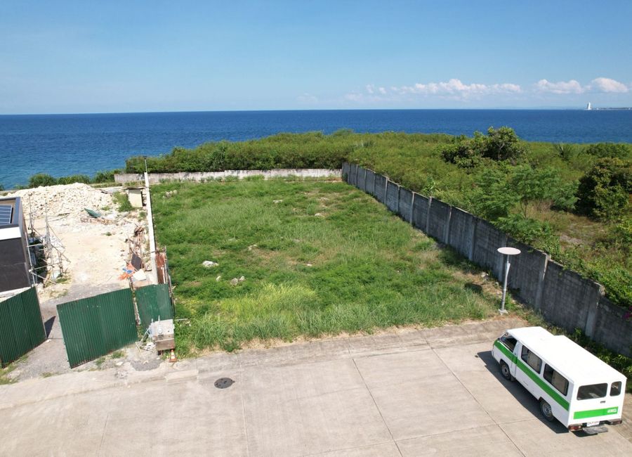 Amara Corner Lot with Panoramic Sea View