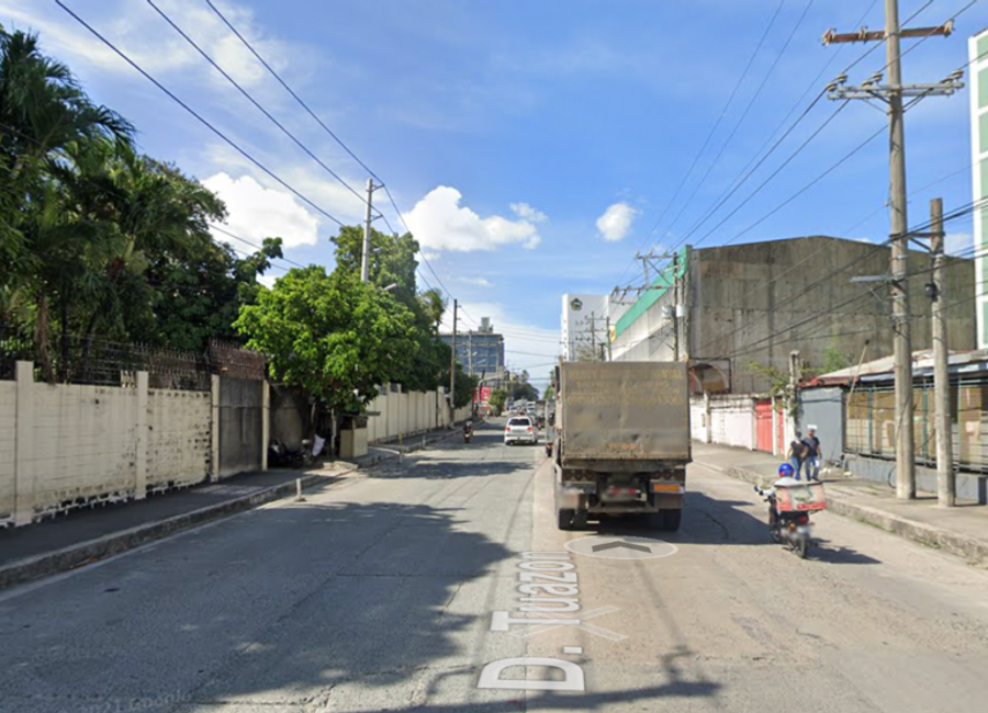 HOUSE & LOT FOR SALE IN D. TUAZON, QC.