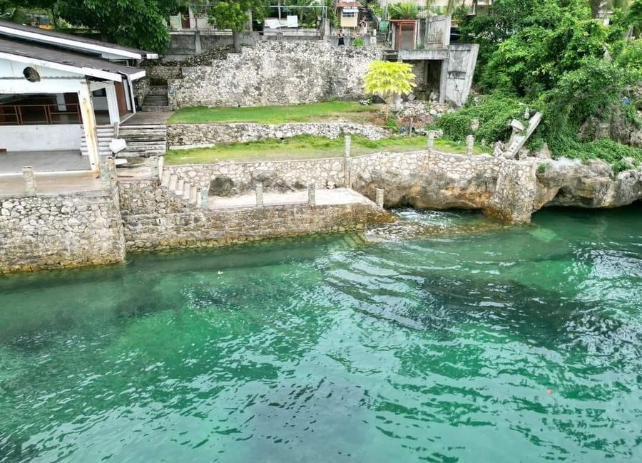 Vacation Beach House for Sale in Catmon, Cebu