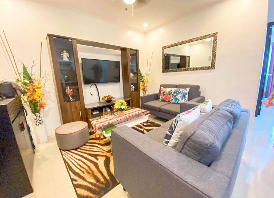 One Bedroom Fully Furnished Condo in Primavera Residences