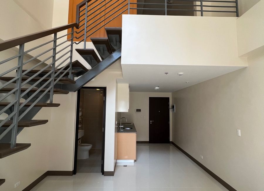 For sale Executive Studio Loft with Balcony with rent to own terms in ...