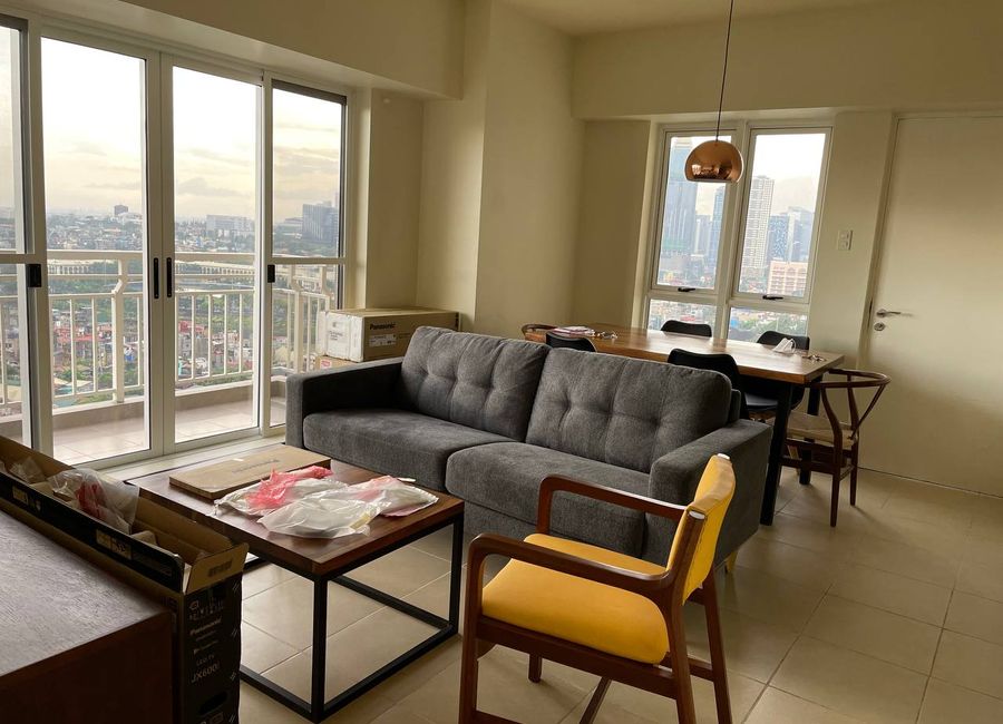 Brixton Place 3BR w/ 1 Parking | Kapitolyo, Pasig