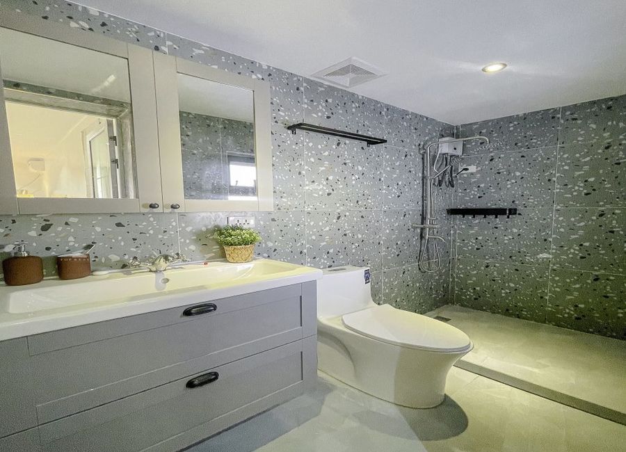 FOR SALE 📢 RESEDENTIAL HOUSE & LOT AT MULTINATIONAL VILLAGE PARAÑAQUE ...