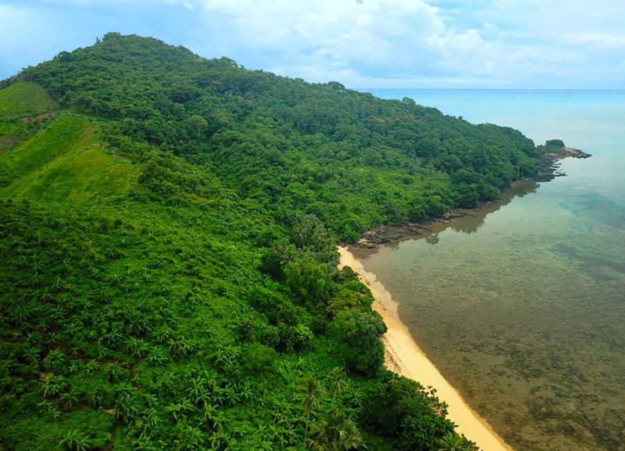 8,058 m2 / 2 Acres Nature Lovers Exclusive Beachfront Subdivision