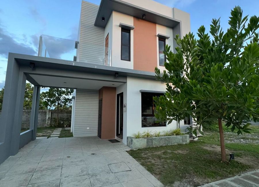 4 BEDROOM 2-STOREY HOUSE in Brgy. Gayaman, Binmaley, Pangasinan