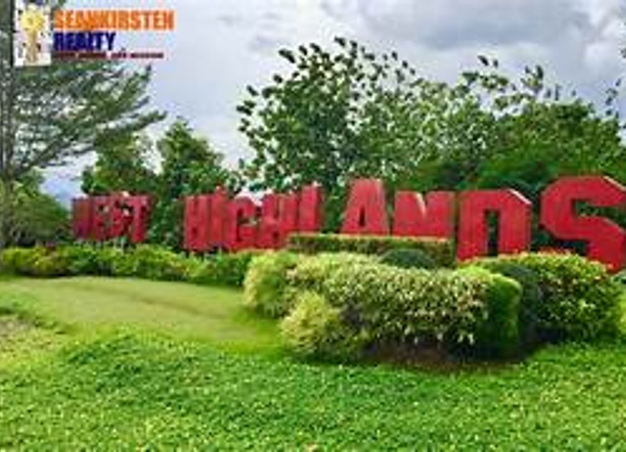 West Highlands Subdivision Pre-selling House | Platinum