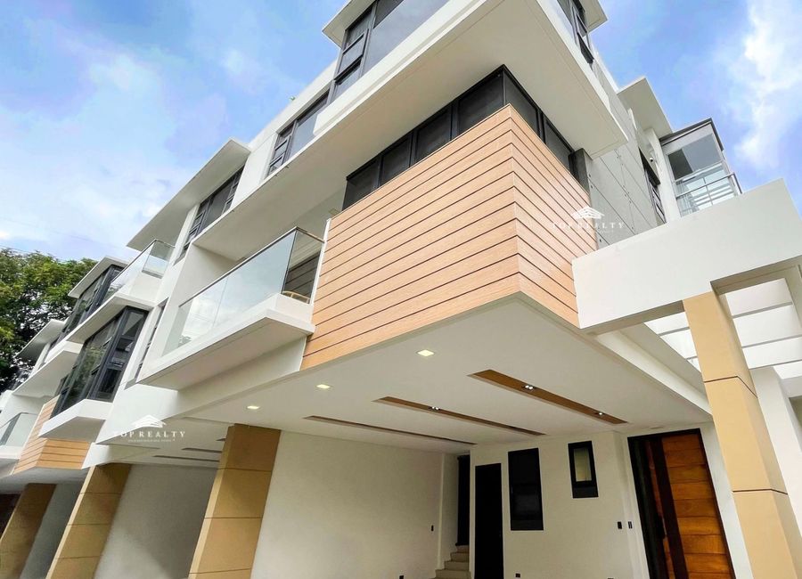 520sqm Townhouse 4-Bedroom 4BR Inner Unit with Elevator in Quezon City ...
