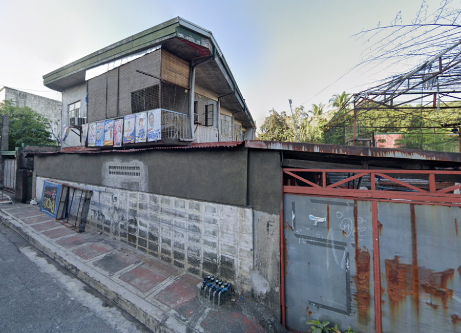 FOR SALE: LOT WITH OLD HOUSE in Brgy. Kaunlaran, Cubao, Quezon City
