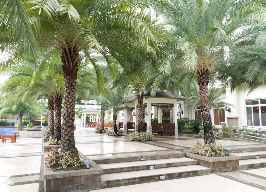 1 Bedroom with Balcony Condo Unit for Sale in La Verti Residences ...