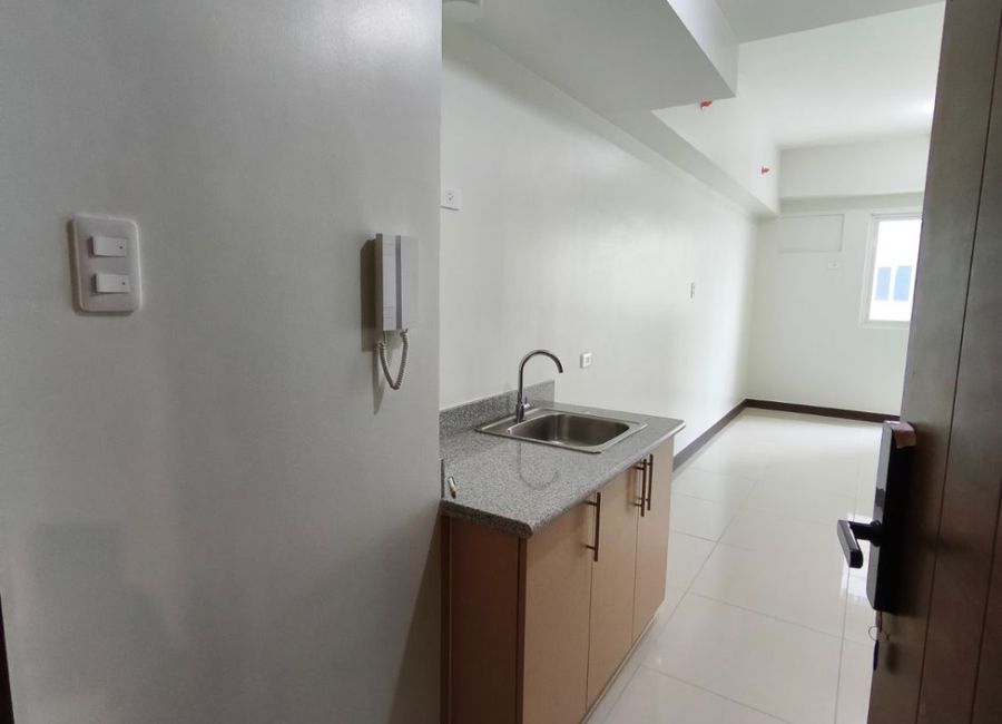 Quantum Residences Ready For Occopancy near Makati CIty