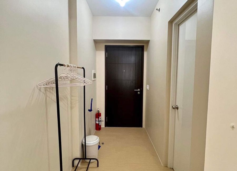 Studio type condo unit for Sale
