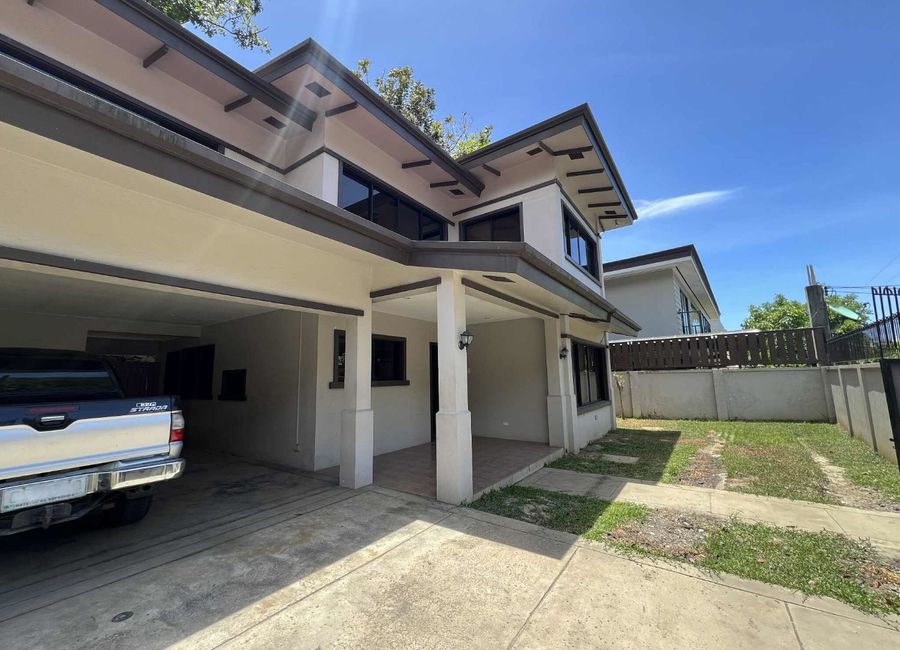 Maria Luisa Subdivision Phase 1 3BR House 406sqm 2-car Banilad