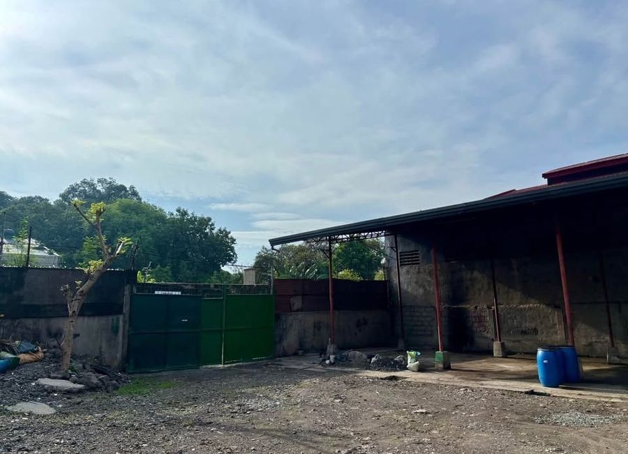 900 sqm Warehouse for Rent at Mindanao Avenue, Quezon City