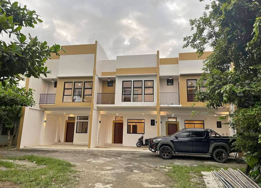 4BR House for SALE in Canduman, Mandaue City Near Ateneo de Cebu