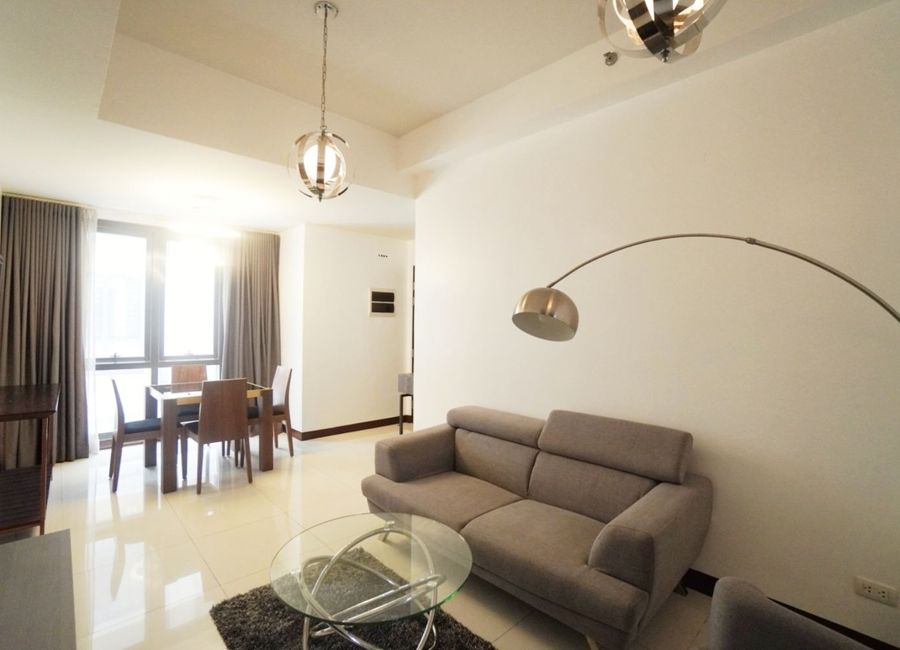 Good Deal 2 Bedroom Unit 2BR for Sale in Greenbelt Hamilton Makati City!