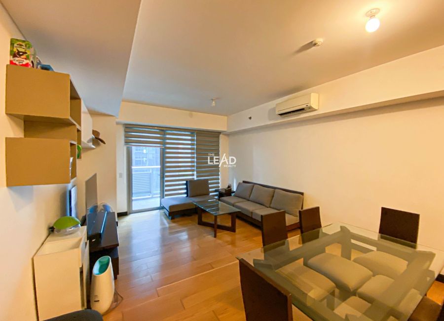 One Serendra BGC Condo For Sale 1Bedroom w/parking Ayala Land Furnished ...