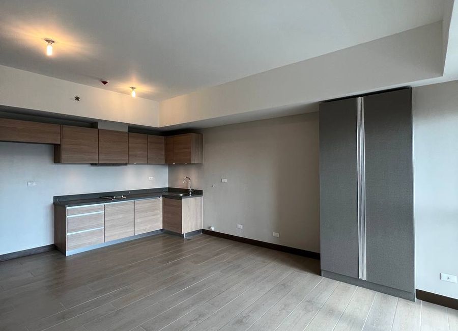 Rent to Own Studio Condo For Sale in St. Mark McKinley Hill near Venice ...