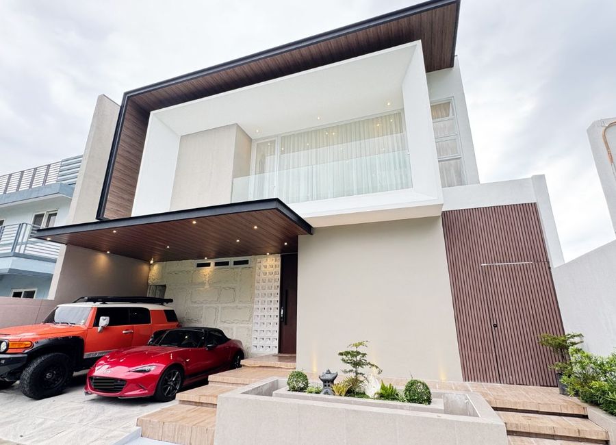 Brand New Modern House and Lot with Pool for Sale in Silang, Cavite near Tagaytay City