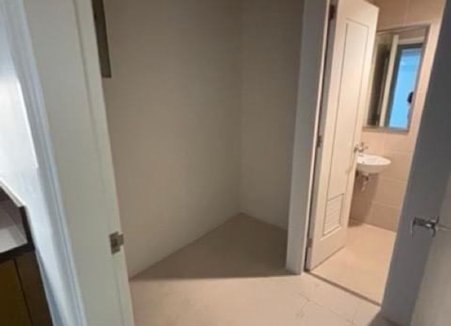 ESB103: For Sale | 2BR, 121 Sqm., at The Proscenium Residences