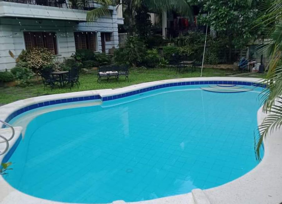 1,150 sqm Loyola Grand Villas (LGV) House and Lot for Sale PP CODE JT4